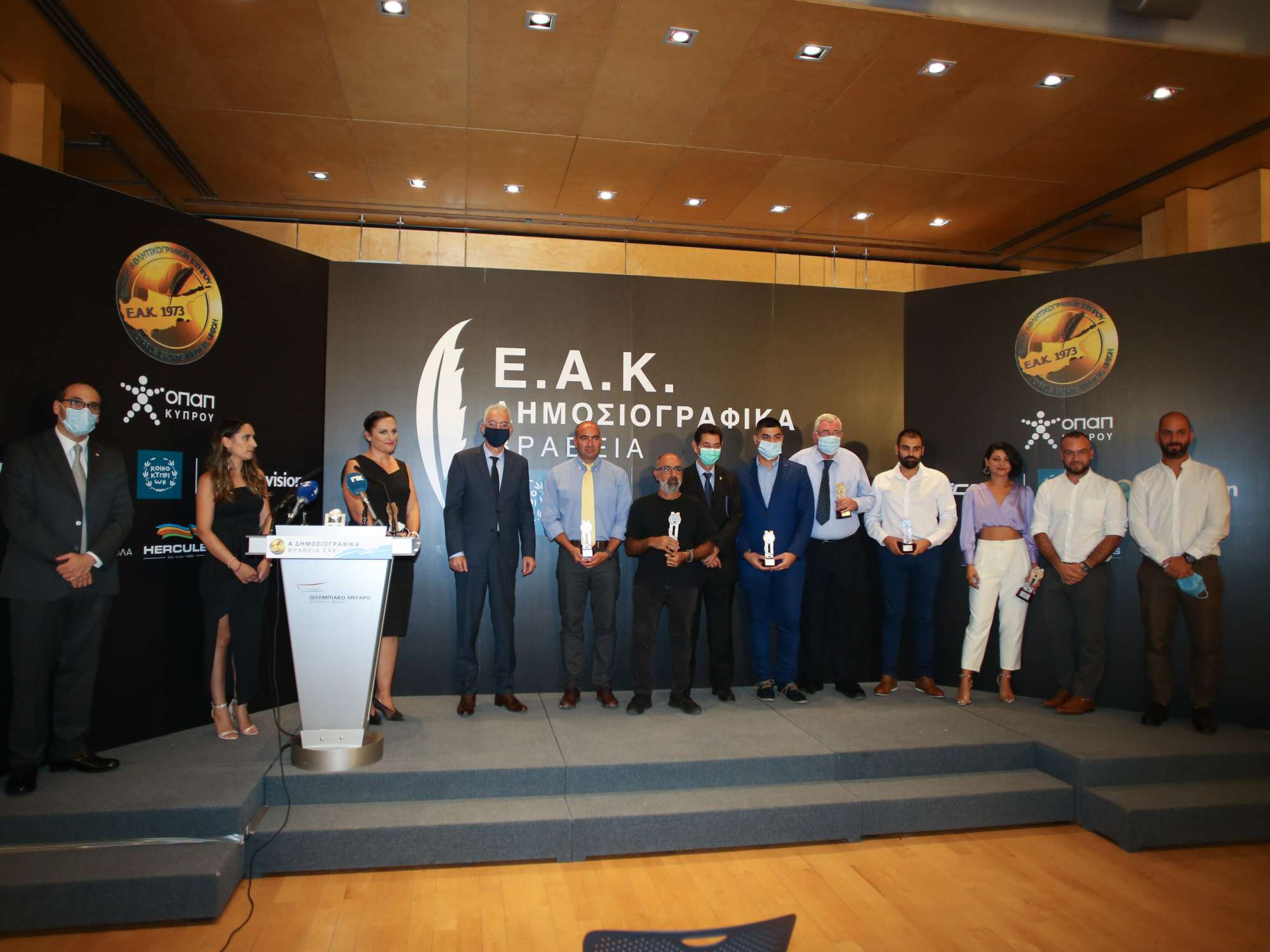 Οι περσινοί νικητές για τη σημασία των Δημοσιογραφικών Βραβείων της ΕΑΚ ...