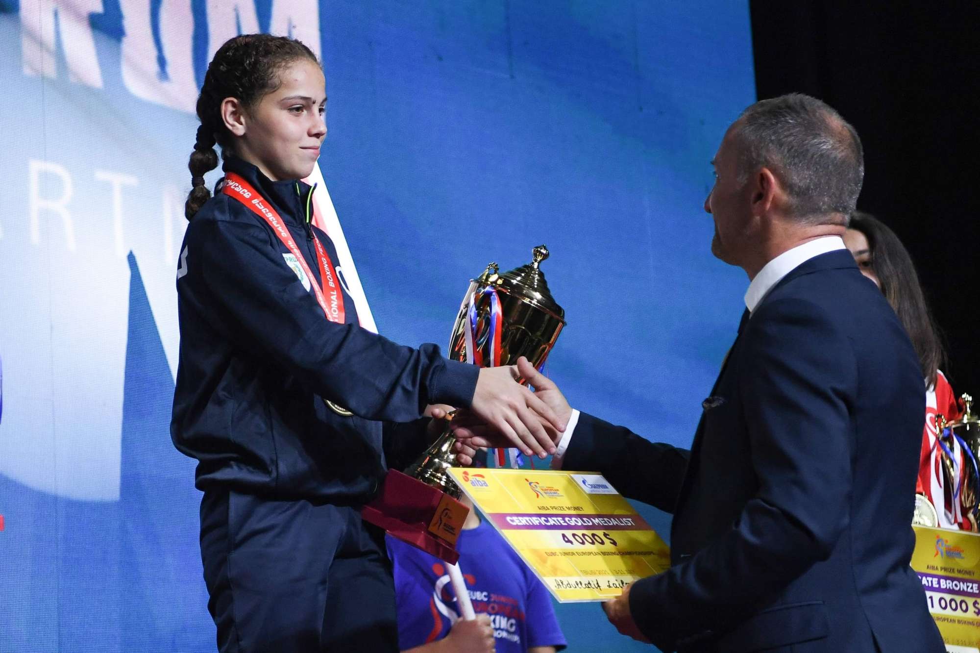 Στους Ιωσήφ Κεσίδη και Λάιλα Αμπντουλατίφ το «Έπαθλο Τράπεζα Κύπρου ...